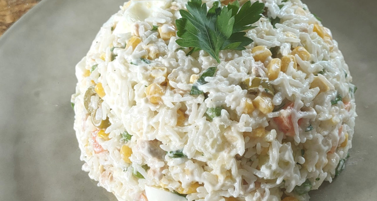 Salade de riz au thon et macédoine à la sauce turque – An Nissa Magazine